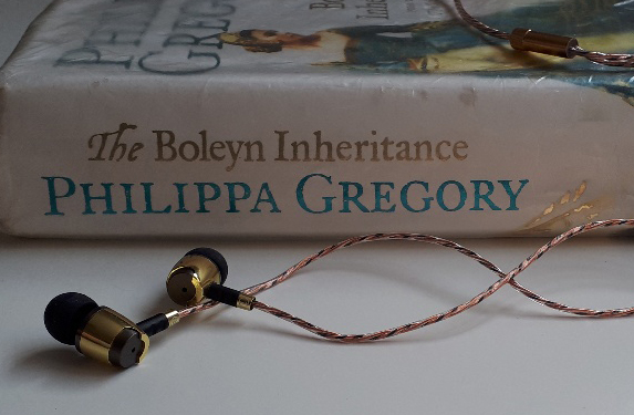 Review: The Boleyn Inheritance by Philippa Gregory – Books on the 7:47
